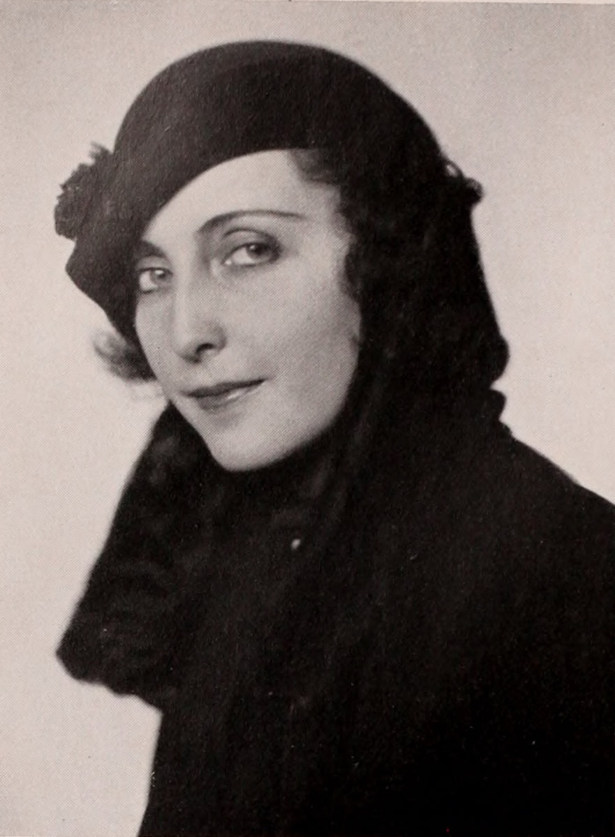 Dorothea Wieck (Universal Filmlexikon — 1932) 🇩🇪 🇬🇧 – Vintoz