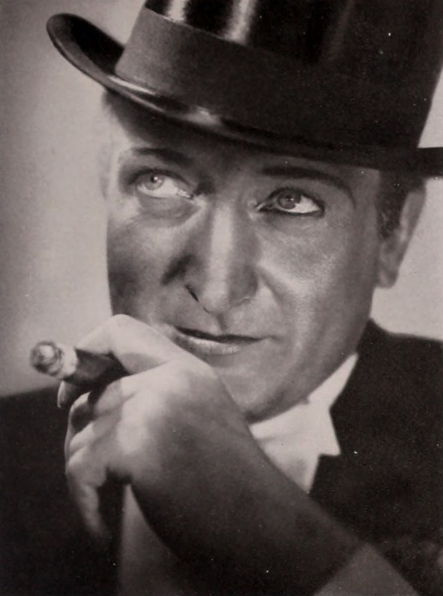 Hans Albers (Universal Filmlexikon — 1932) 🇩🇪 🇬🇧 – Vintoz