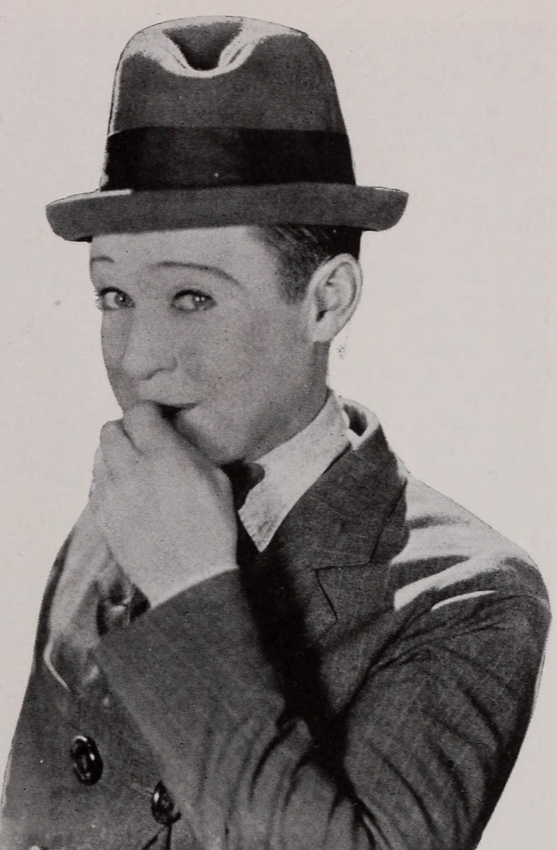 Harry Langdon — Biographical Sketch (1927) 🇺🇸 – Vintoz