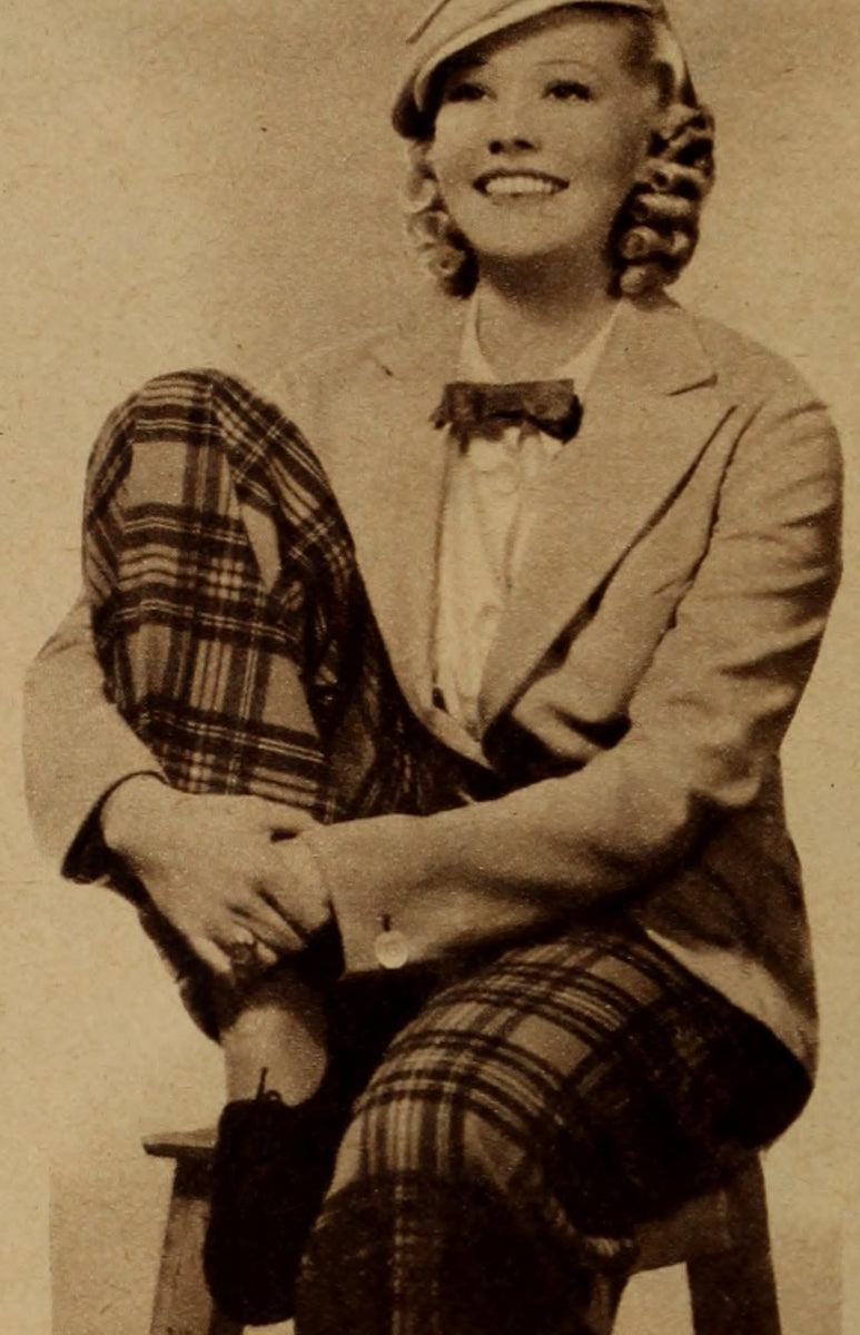 June Knight Experiments (1937) 🇬🇧 – Vintoz