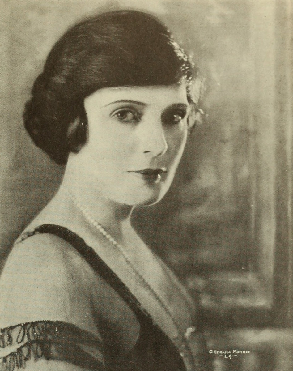 Mary Alden — A Recamier of the Films (1922) 🇺🇸 – Vintoz
